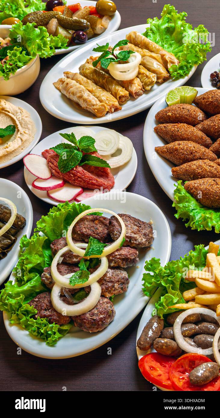 Arabic cuisine, Malfuf, Kibbeh, Kafta, Raw kibbeh Stock Photo - Alamy