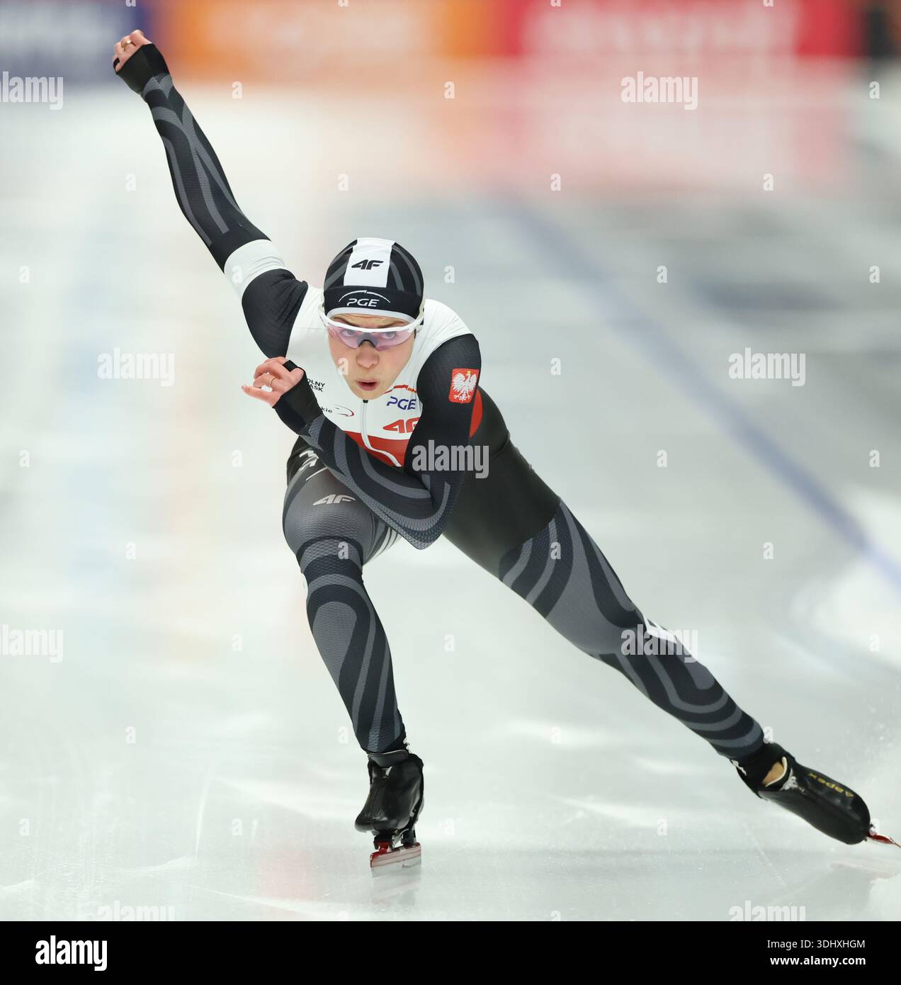 Kaja Ziomek-Nogal competes in the 1st 500m Women of ISU Speed Skating ...