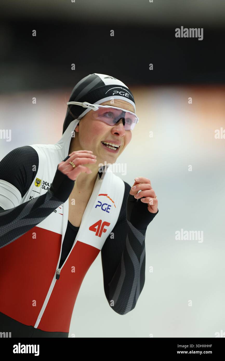 Kaja Ziomek-Nogal reacts after the 1st 500m Women of ISU Speed Skating ...