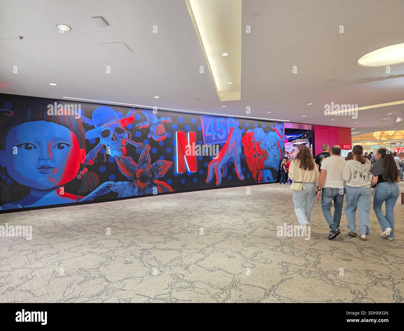 Bridgerton merch hi-res stock photography and images - Alamy