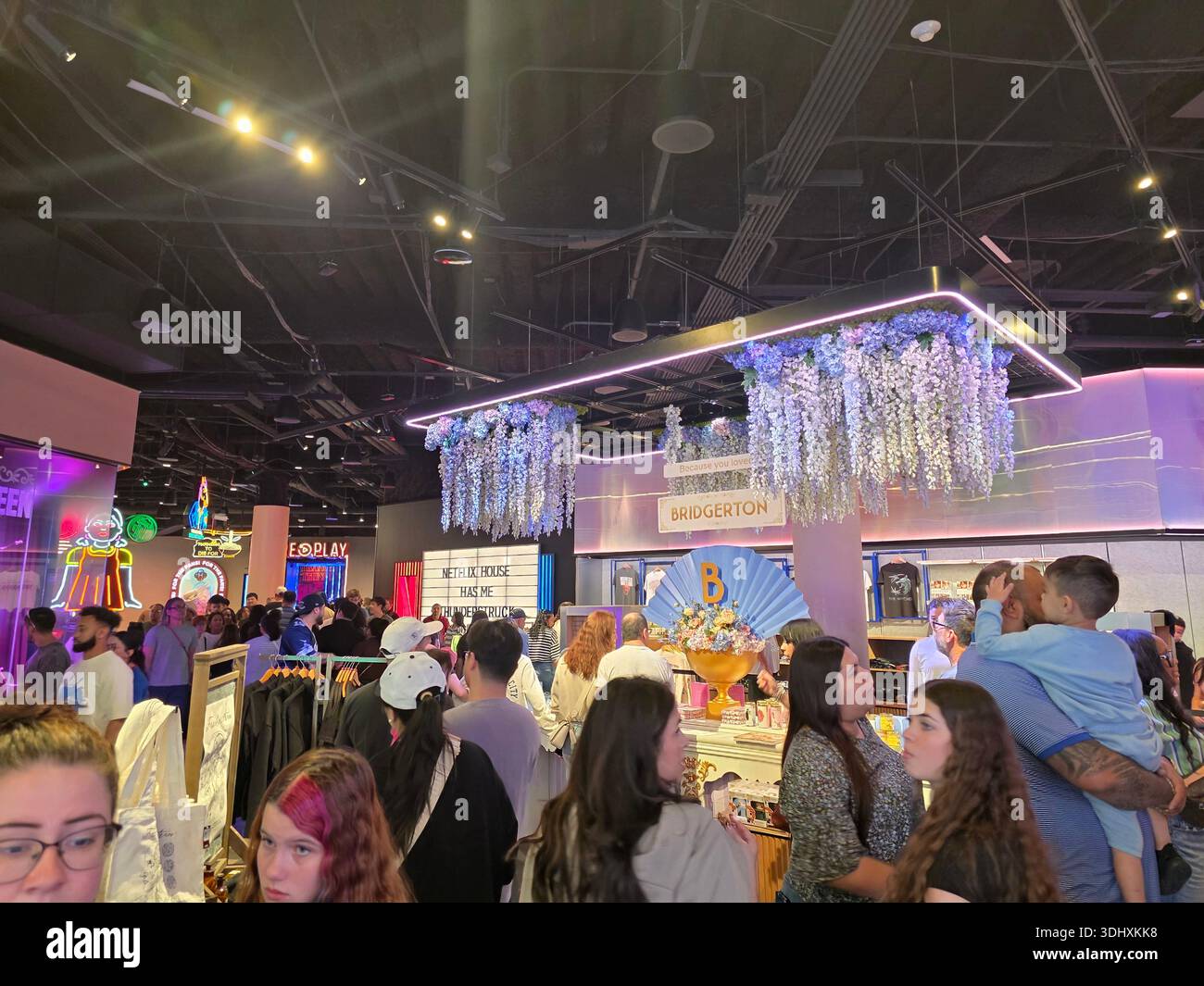 Netflix immersive hi-res stock photography and images - Alamy