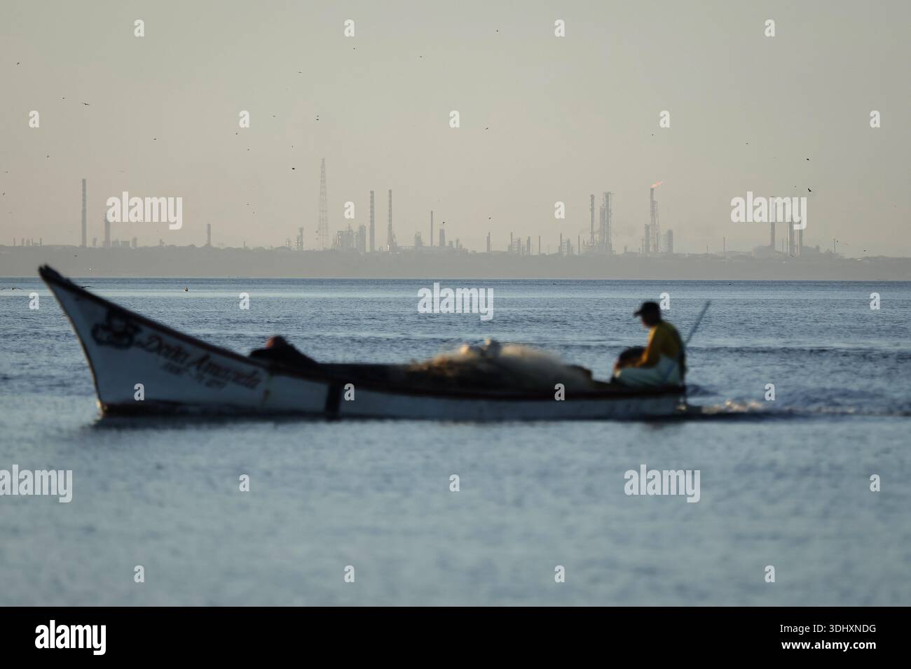 23 January 2026, Venezuela, Amuay: View of the Punta Cardon refinery ...