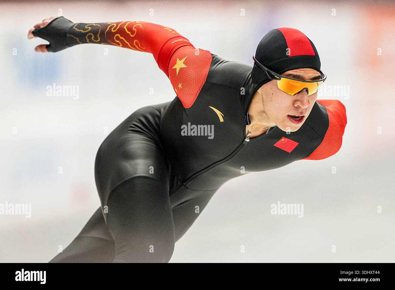 INZELL, GERMANY - JANUARY 23: Wenhao Li of China during the ISU World ...