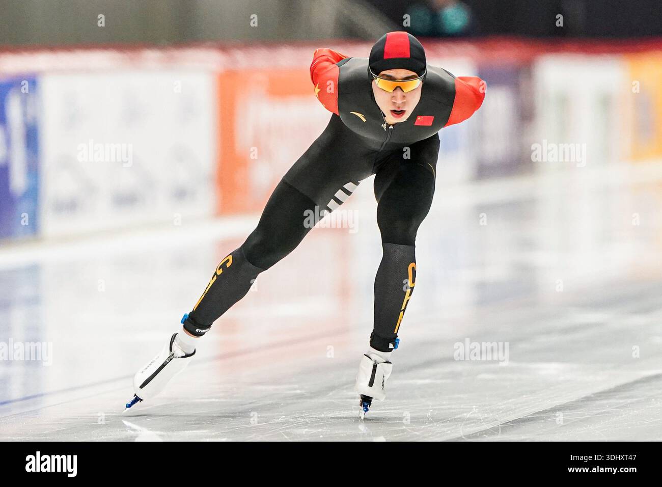 INZELL, GERMANY - JANUARY 23: Wenhao Li of China during the ISU World ...