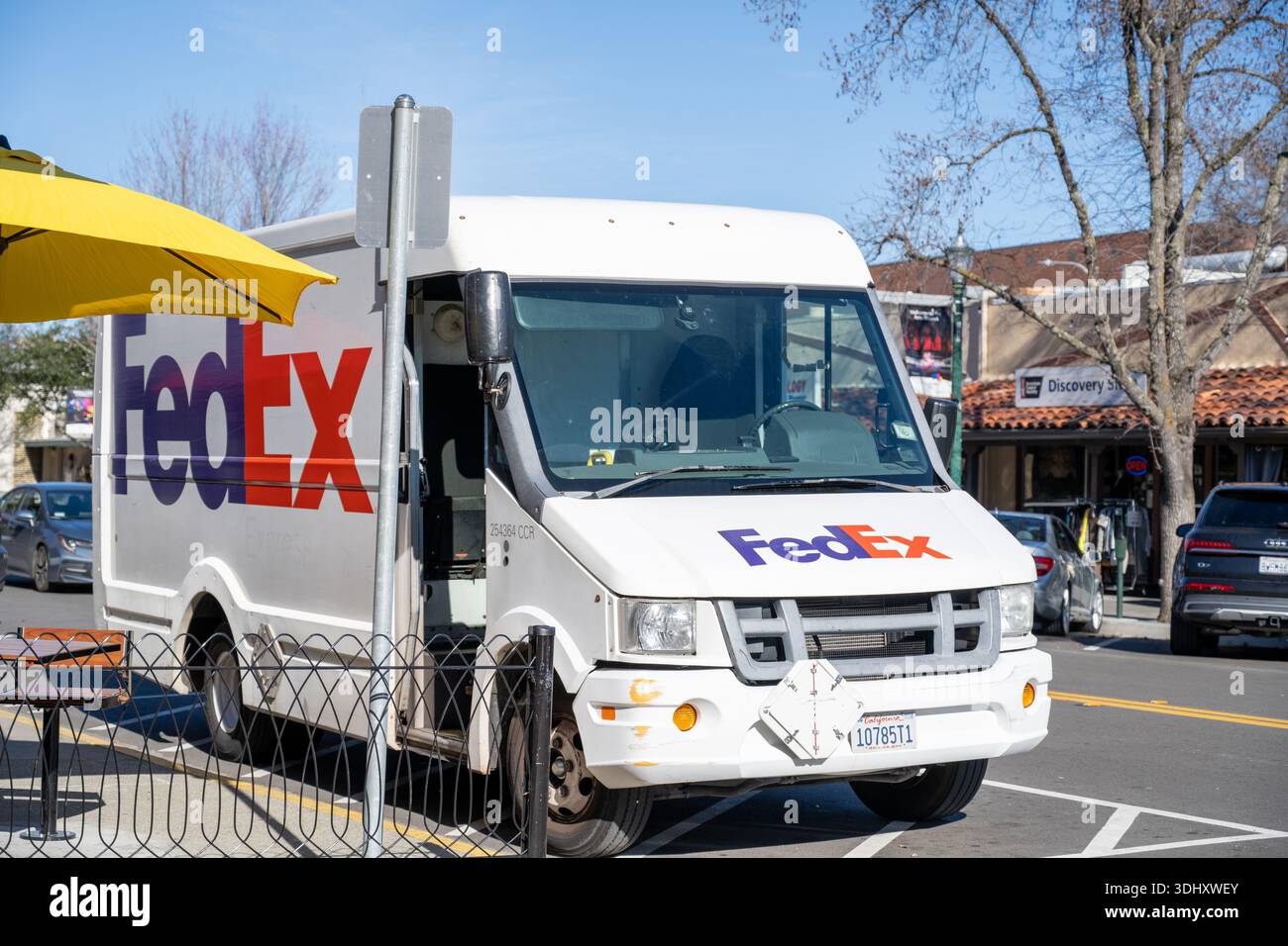 Federal Express (Fedex) truck in downtown Walnut Creek, California ...