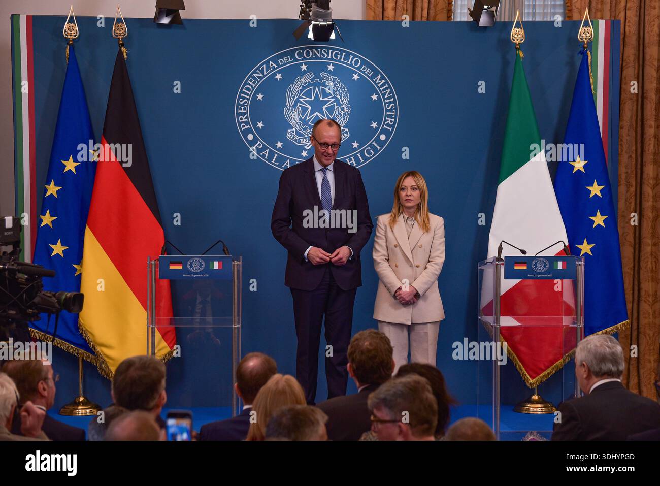 Italian Prime Minister Giorgia Meloni and German Federal Chancellor ...