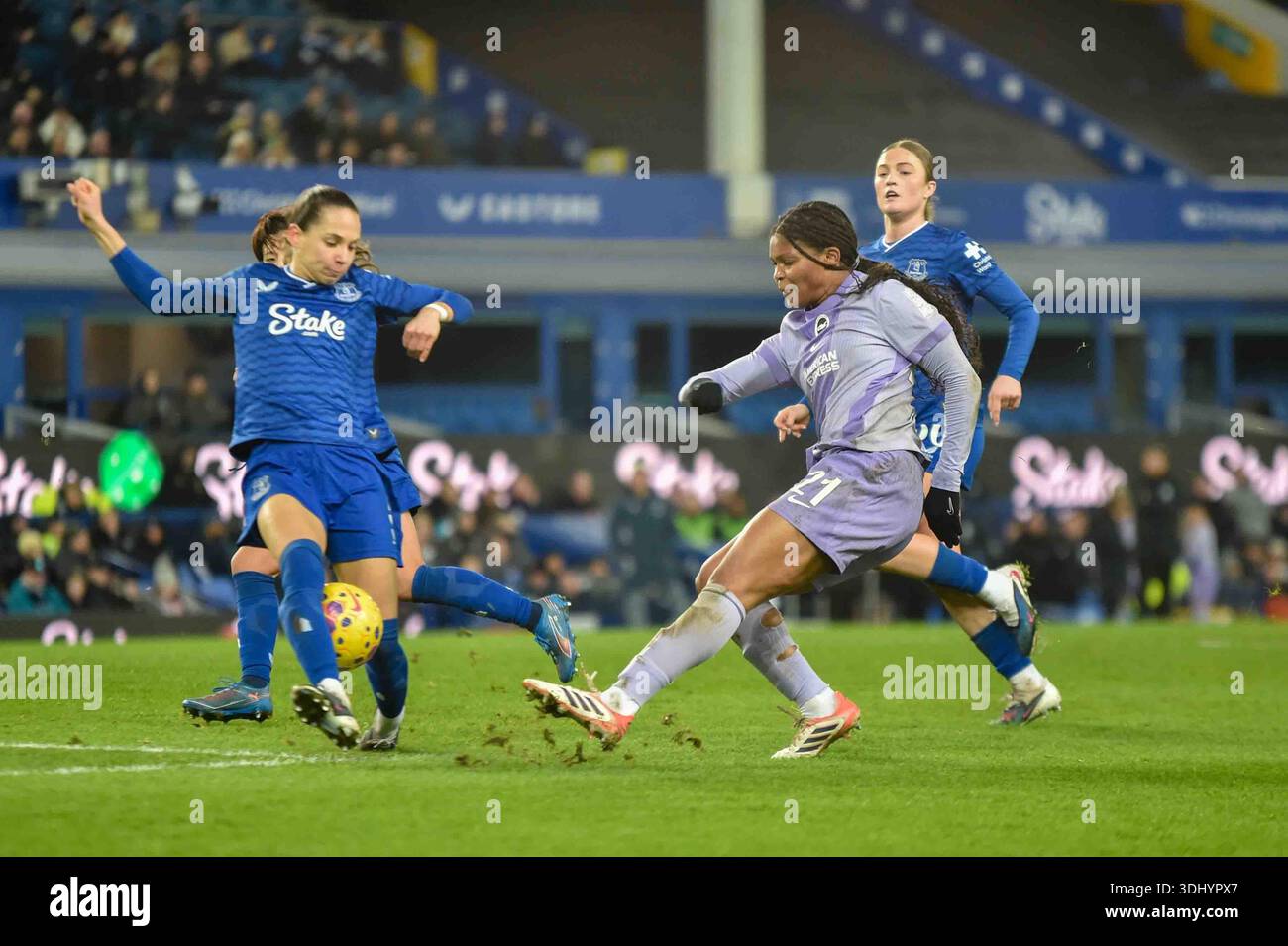 Liverpool, UK. 23rd Jan, 2026. madison Haley (21 Brighton) taking a ...