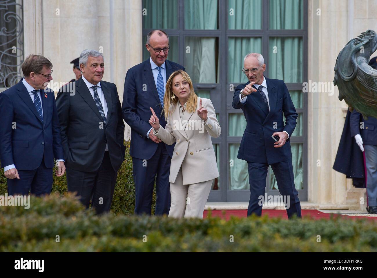Italian Prime Minister Giorgia Meloni and German Federal Chancellor ...