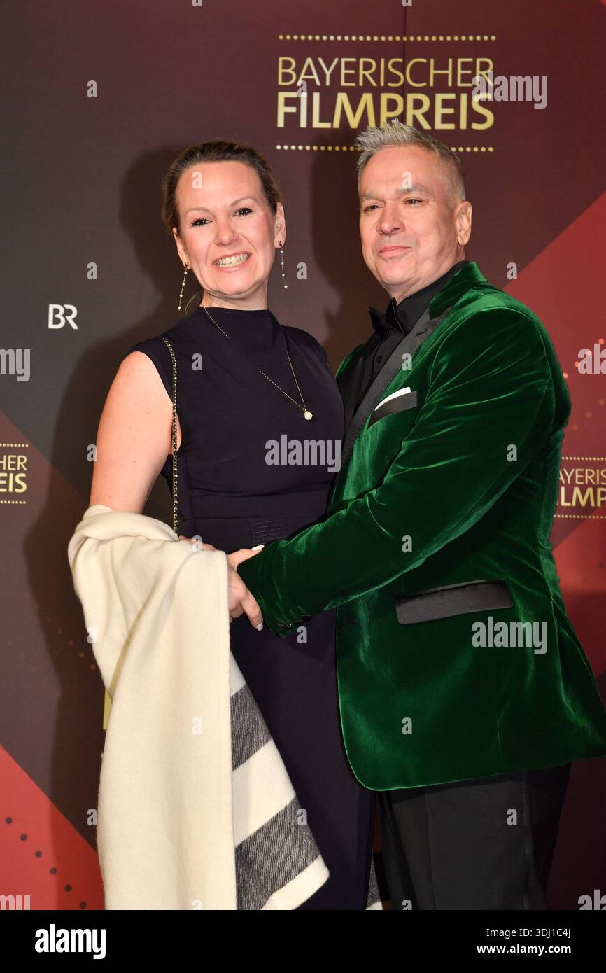 Lara von Stumberg und Manu Lubowski / 47. Bayerischer Filmpreis / Preis ...