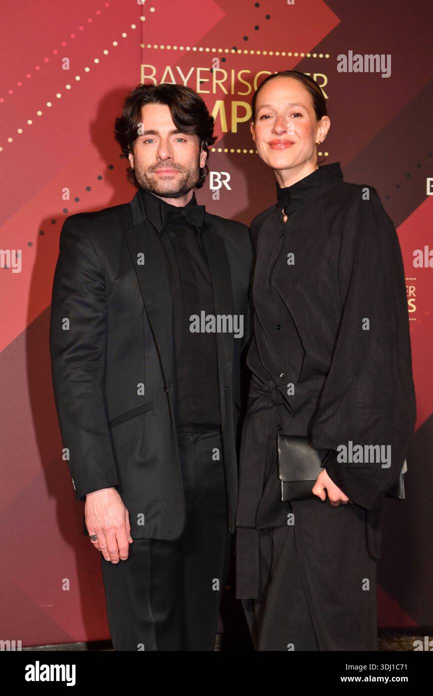 Florian Jahr und Lisa Bitter / 47. Bayerischer Filmpreis / Preis ...