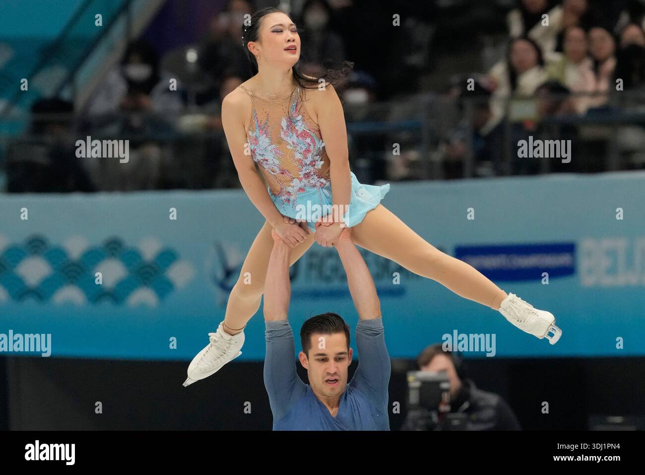 Audrey Shin and Balazs Nagy of the United States compete in the Pairs ...