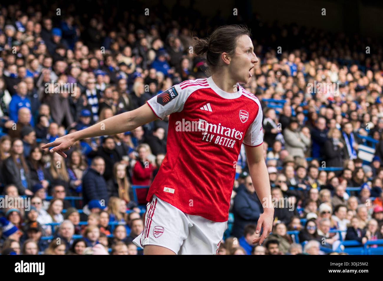 London, UK. 24th Jan 2026. Lotte Wubben-Moy of Arsenal Women during the ...