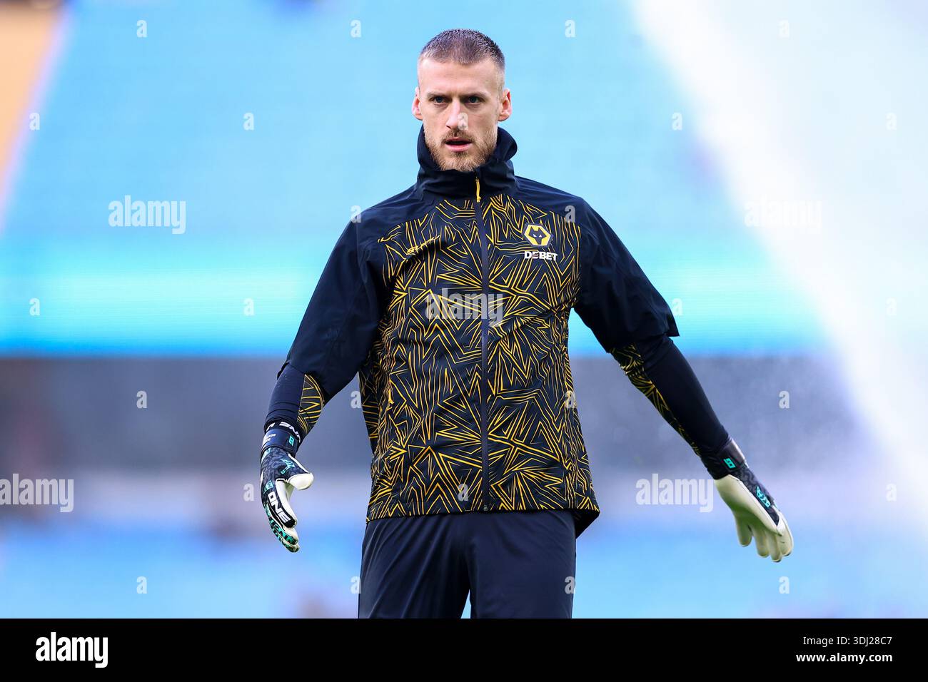 Dan Bentley of Wolverhampton Wanderers warms up before the Manchester ...