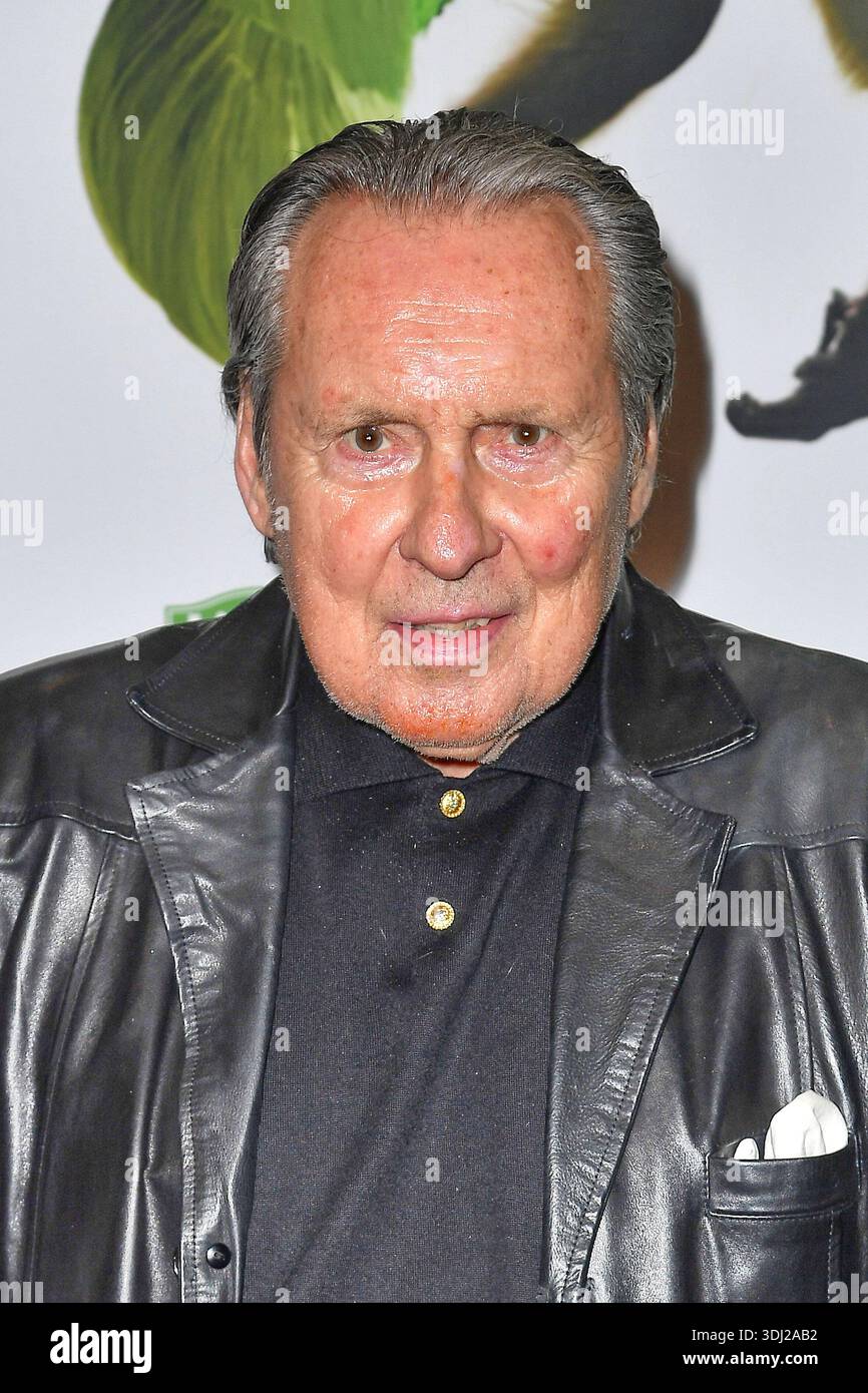 Peter Bond attends the "Ich bin ein Star - Holt mich hier raus!" Jungle ...