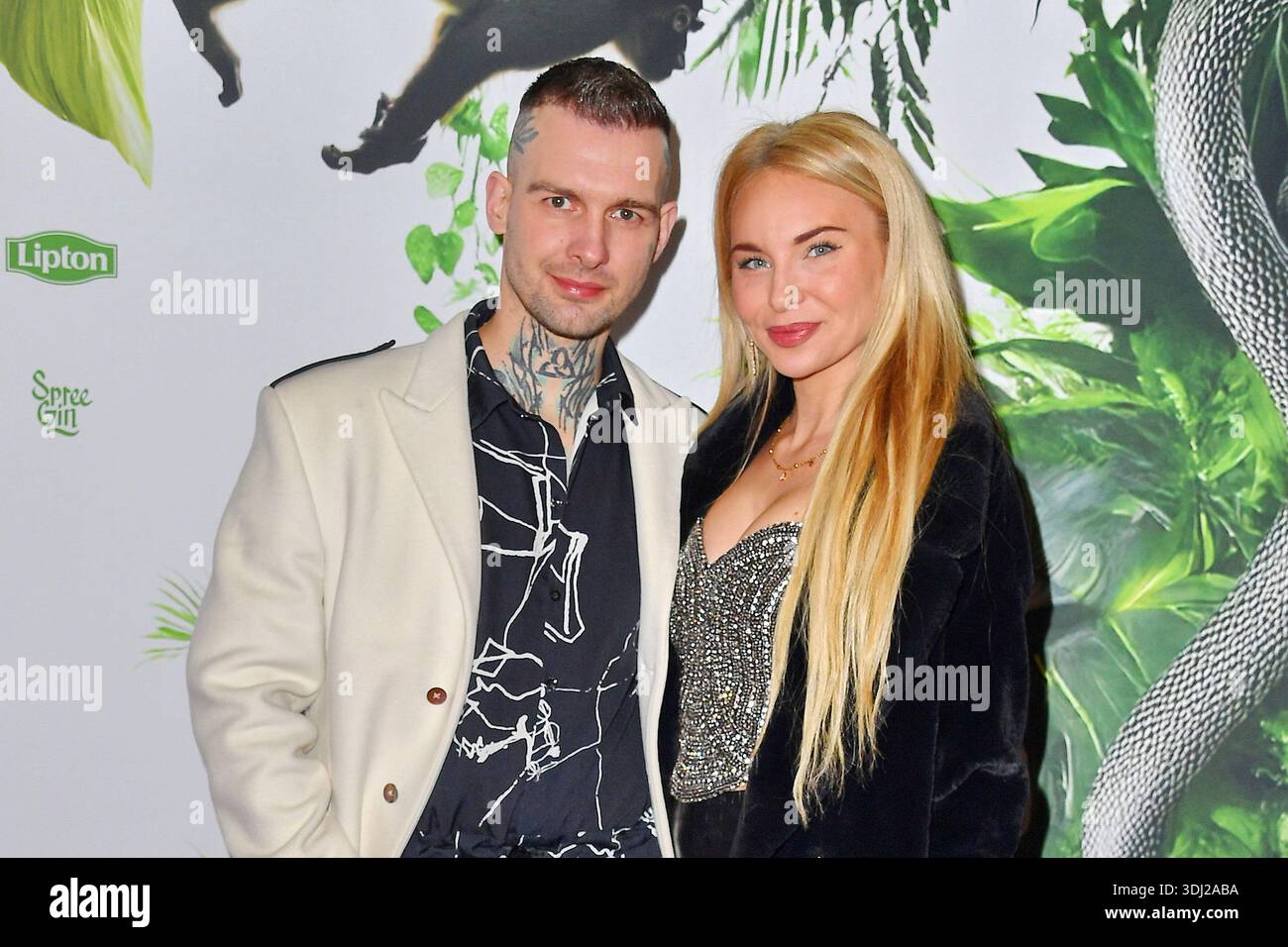 Eric Stehfest and Franziska Temme attend the "Ich bin ein Star - Holt ...