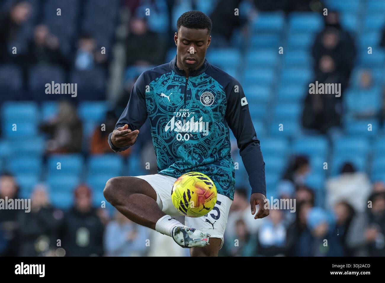 Marc Guehi of Manchester City in the pregame warmup session during the ...