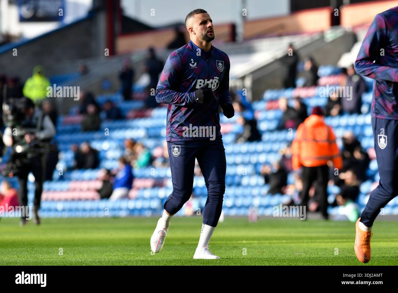 Kyle Walker of Burnley warms up during the Burnley v Tottenham Hotspur ...