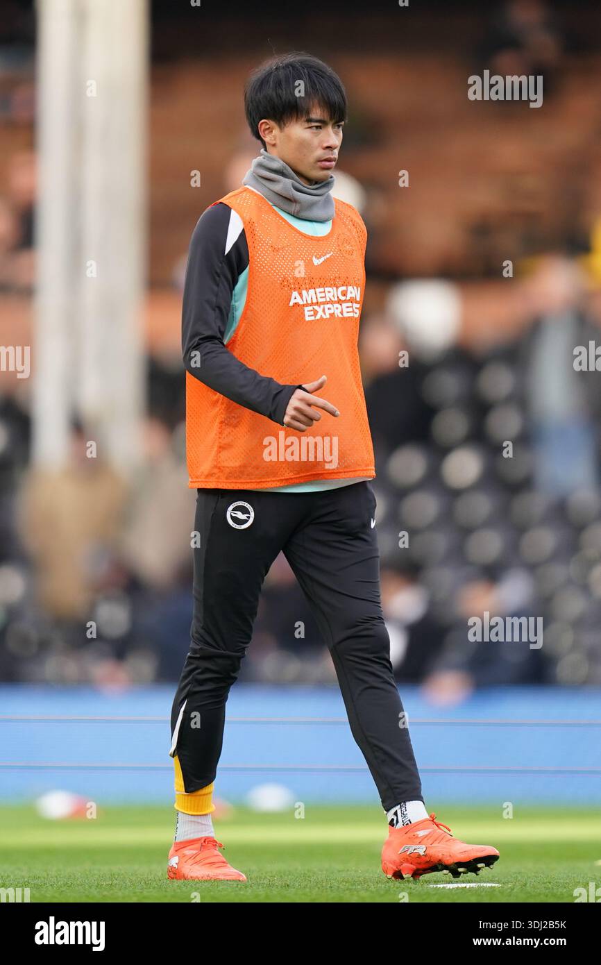 Kaoru Mitoma of Brighton & Hove Albion warming up prior to the Fulham v ...