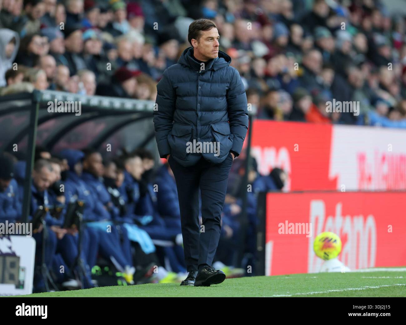 Burnley manager Scott Parker during the Premier League match at Turf ...