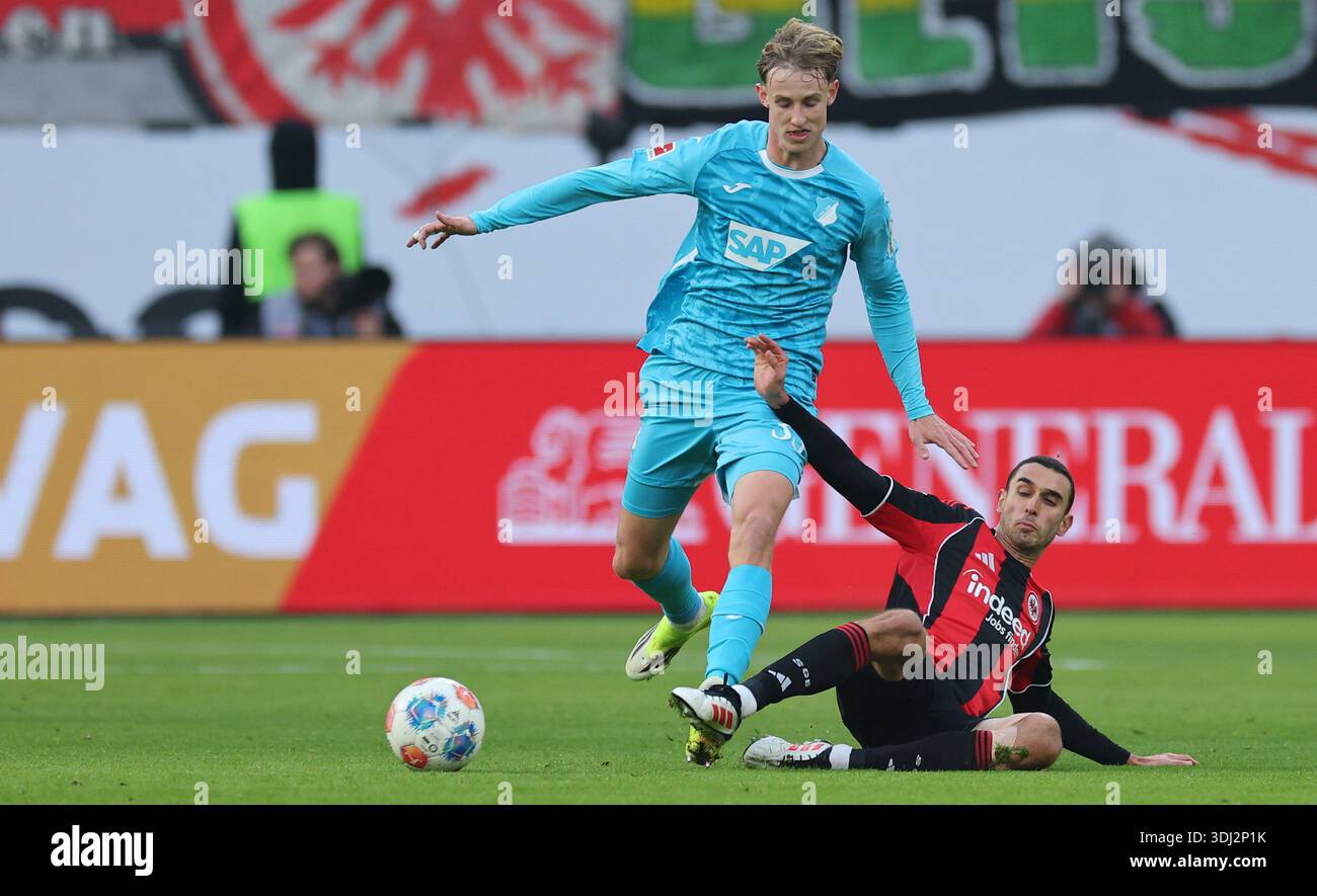 from left: Max Moerstedt, Ellyes Skhiri (Frankfurt) Frankfurt, January ...