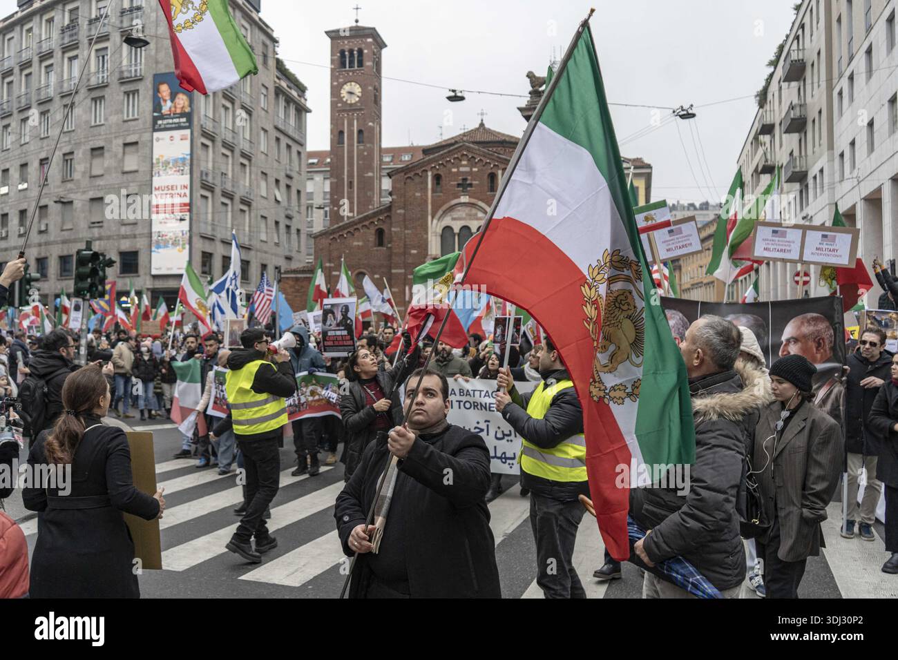 MILAN - Demonstration in support of the Iranian people from Porta ...
