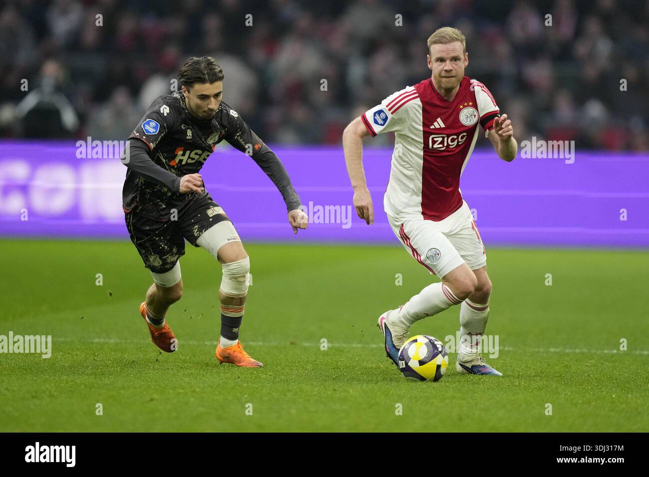 AMSTERDAM , 24-01-2026, Johan Cruijff ArenA , season 2025 / 2026 ...