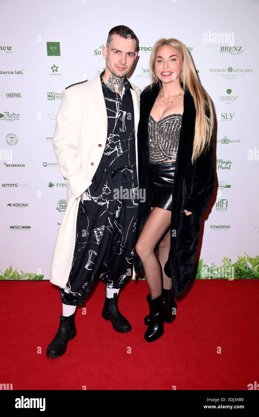 Eric Stehfest und Franziska Temme bei der 8. Dschungelparty zum Start ...