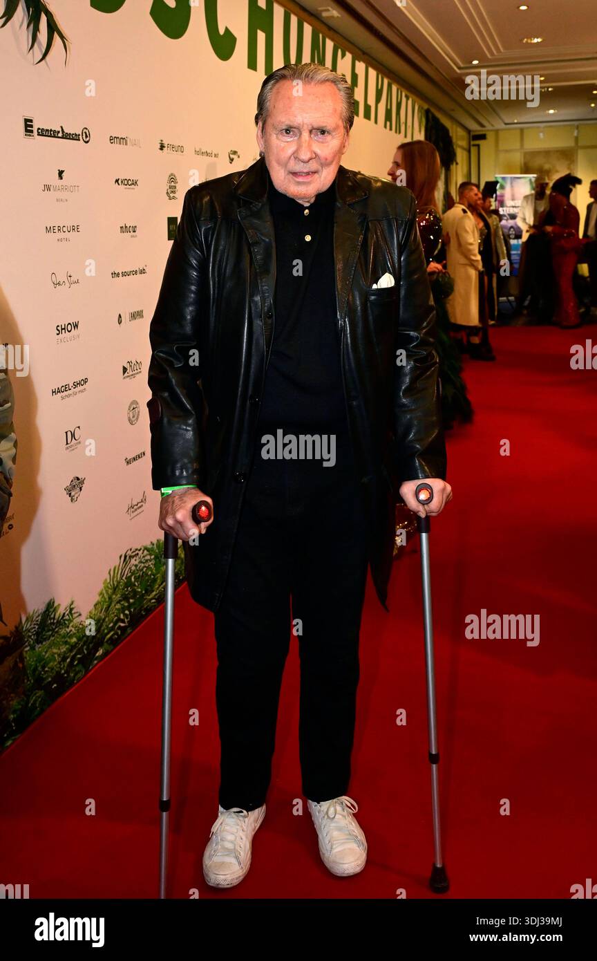 Peter Bond bei der 8. Dschungelparty zum Start der RTL Show Ich bin ein ...