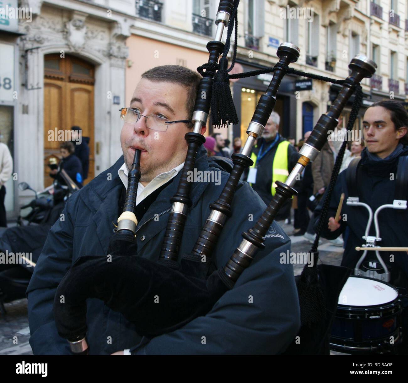 Damiano Sinclair, Breton, Breton music, Breton dance, Paris, France ...