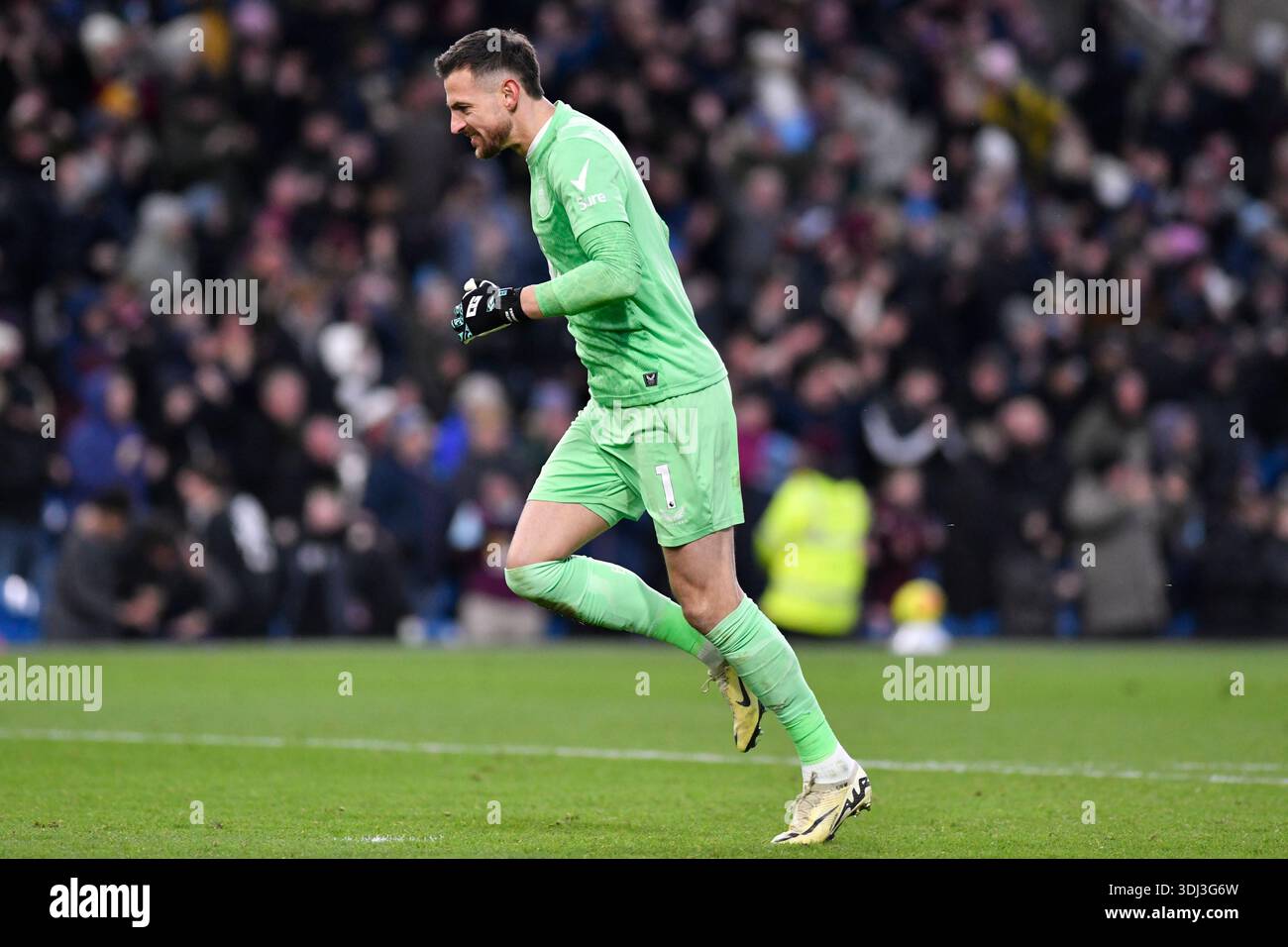 Martin Dúbravka of Burnley celebrates during the Burnley v Tottenham ...
