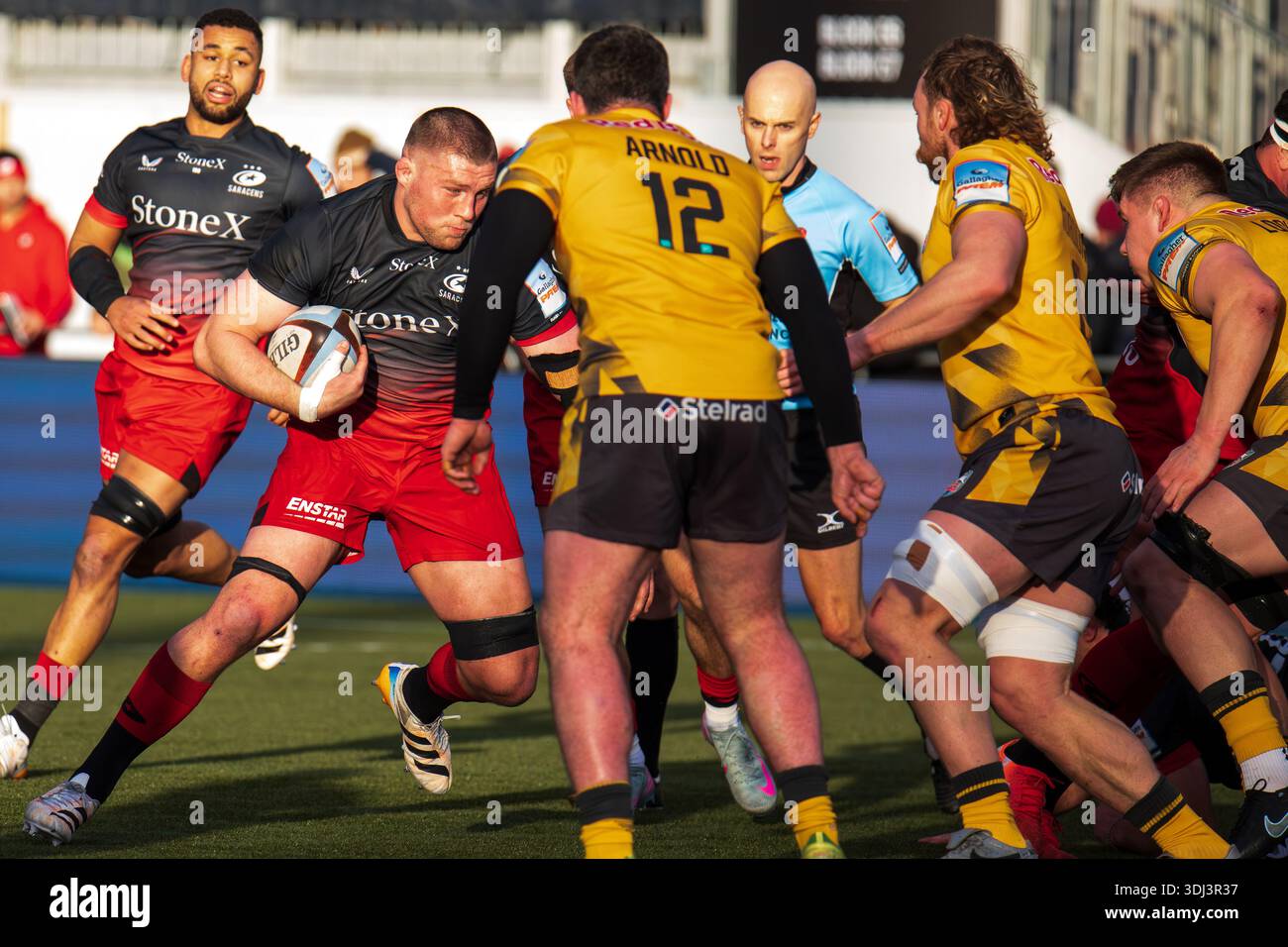 London, UK, 24th January 2026 Saracens number 8 Tom Willis runs at the ...