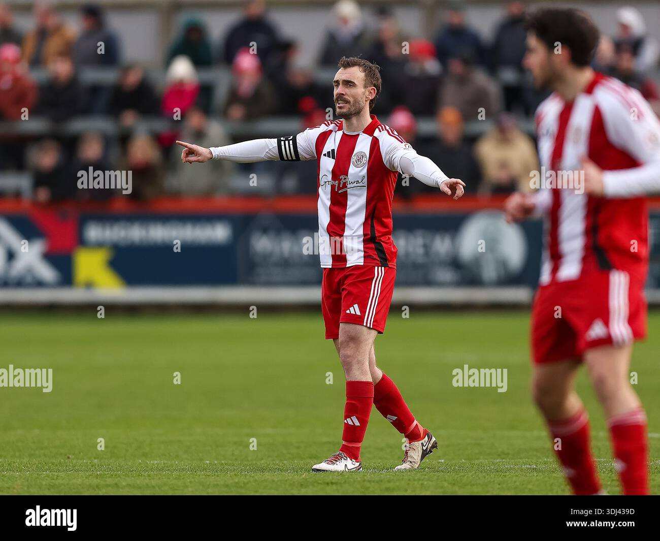 BRACKLEY, ENGLAND - JANUARY 24: Shane Byrne of Brackley Town shouts ...
