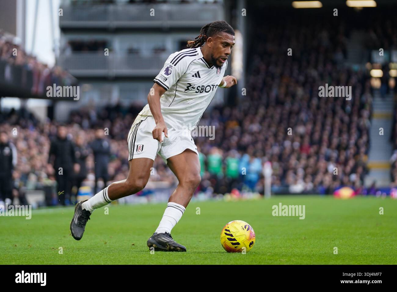 Alex Iwobi of Fulham during the Fulham v Brighton & Hove Albion Premier ...