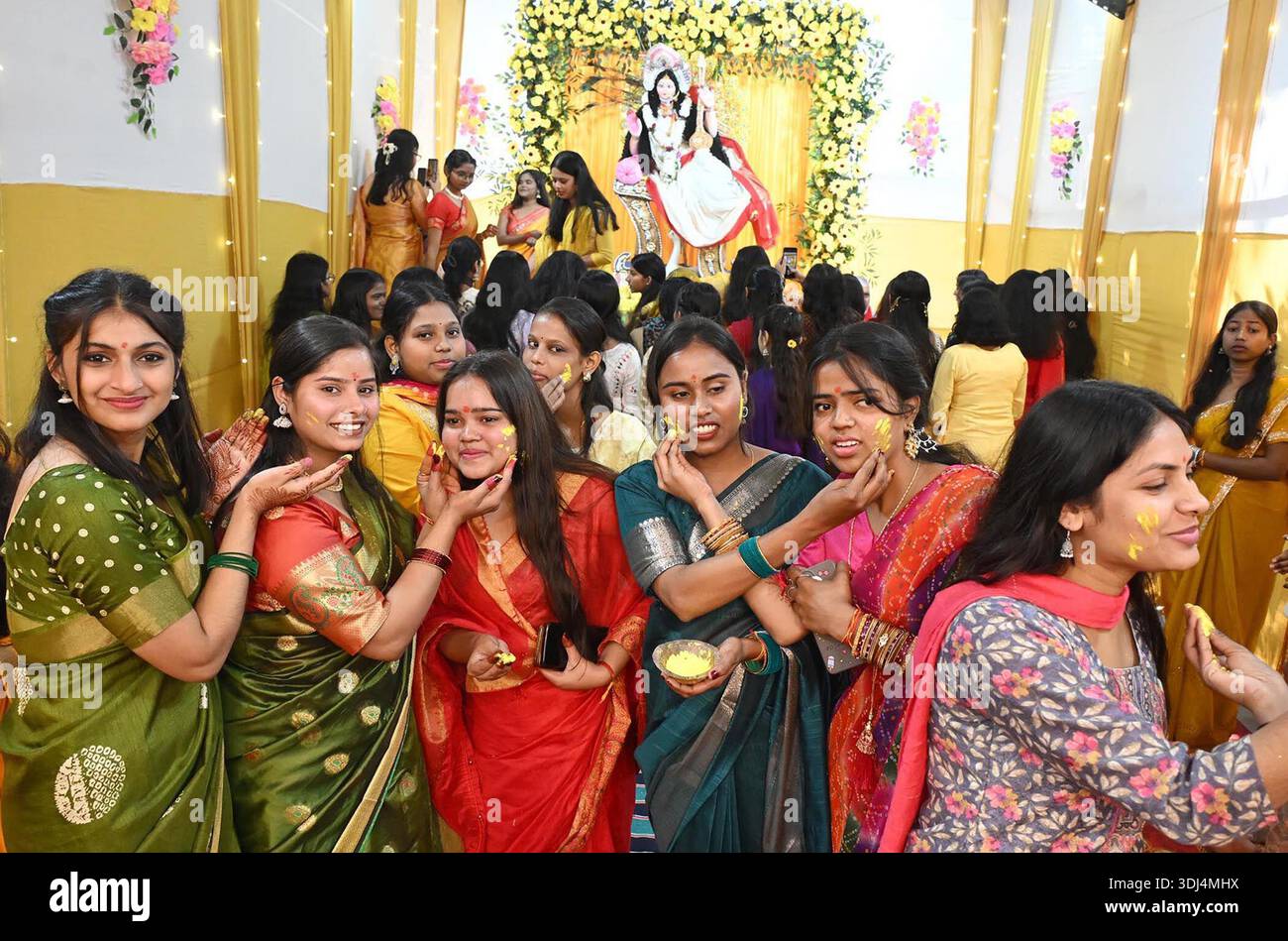 PATNA, INDIA - JANUARY 23: Students applying 'Abeer-Gulal' to each ...