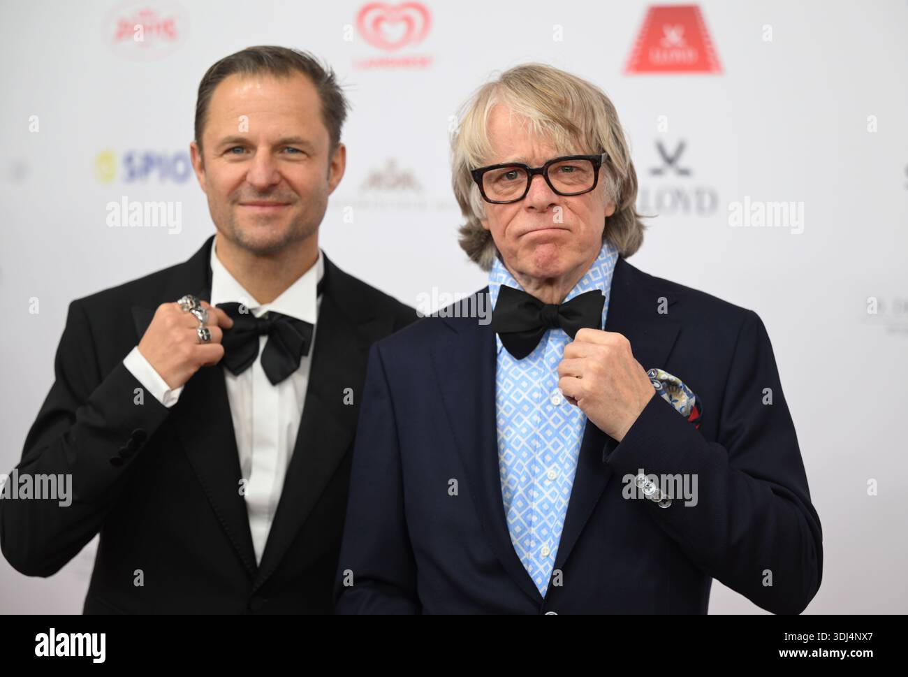 dpatop - 24 January 2026, Bavaria, Munich: Philipp Hochmair (l) and ...