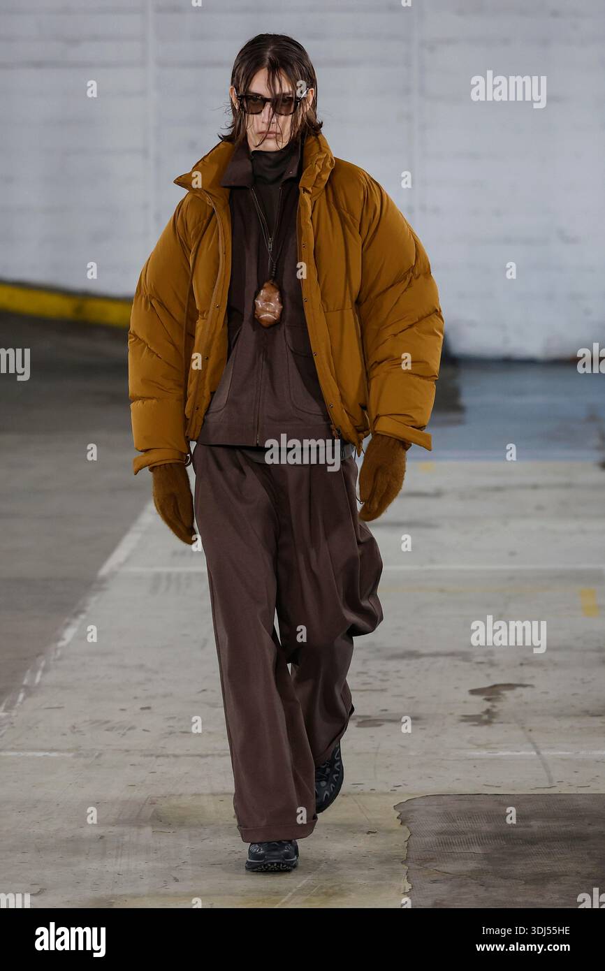 WHITE MOUNTAINEERING men Fall/Winter 2026-2027 runway during Paris ...