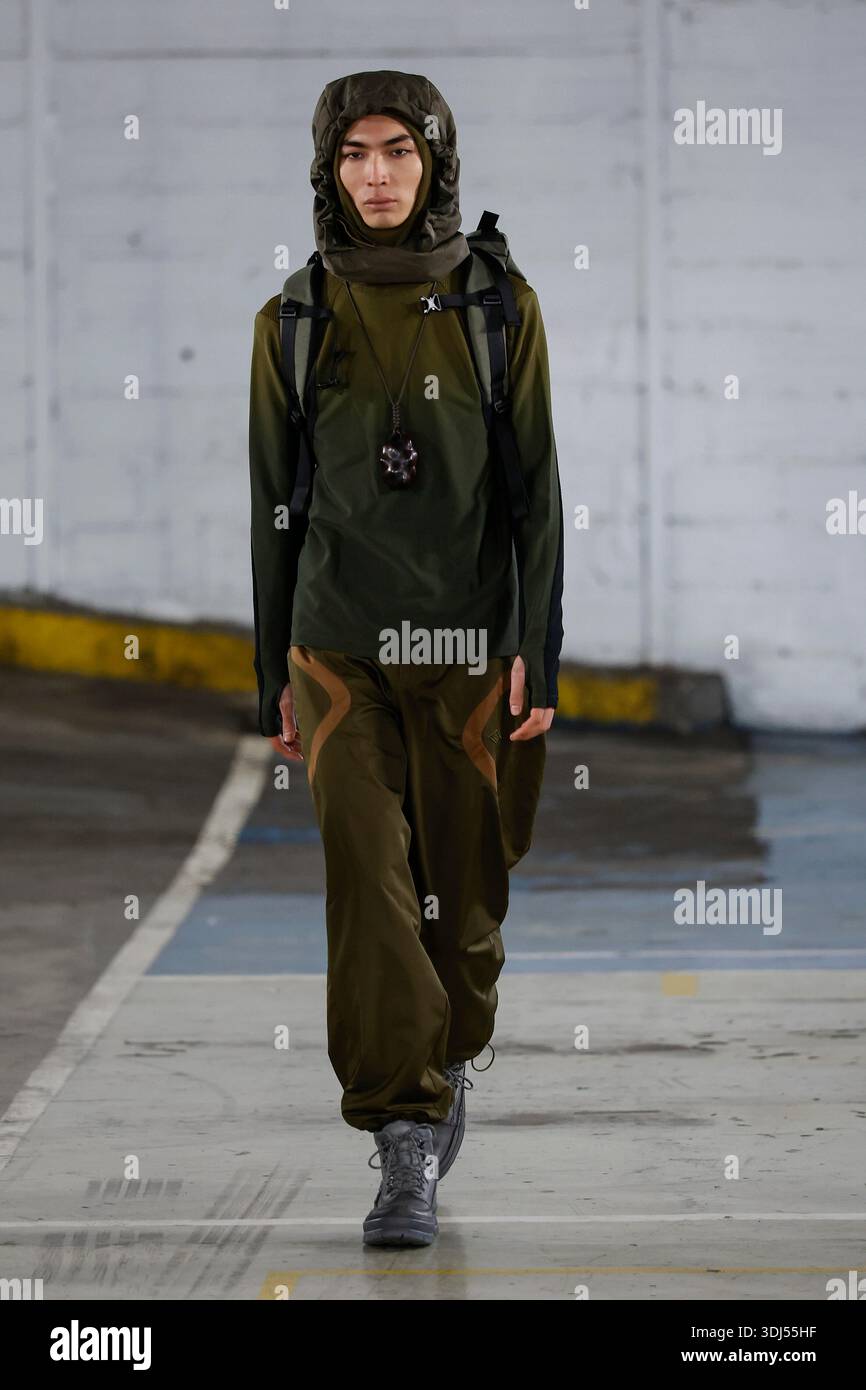 WHITE MOUNTAINEERING men Fall/Winter 2026-2027 runway during Paris ...