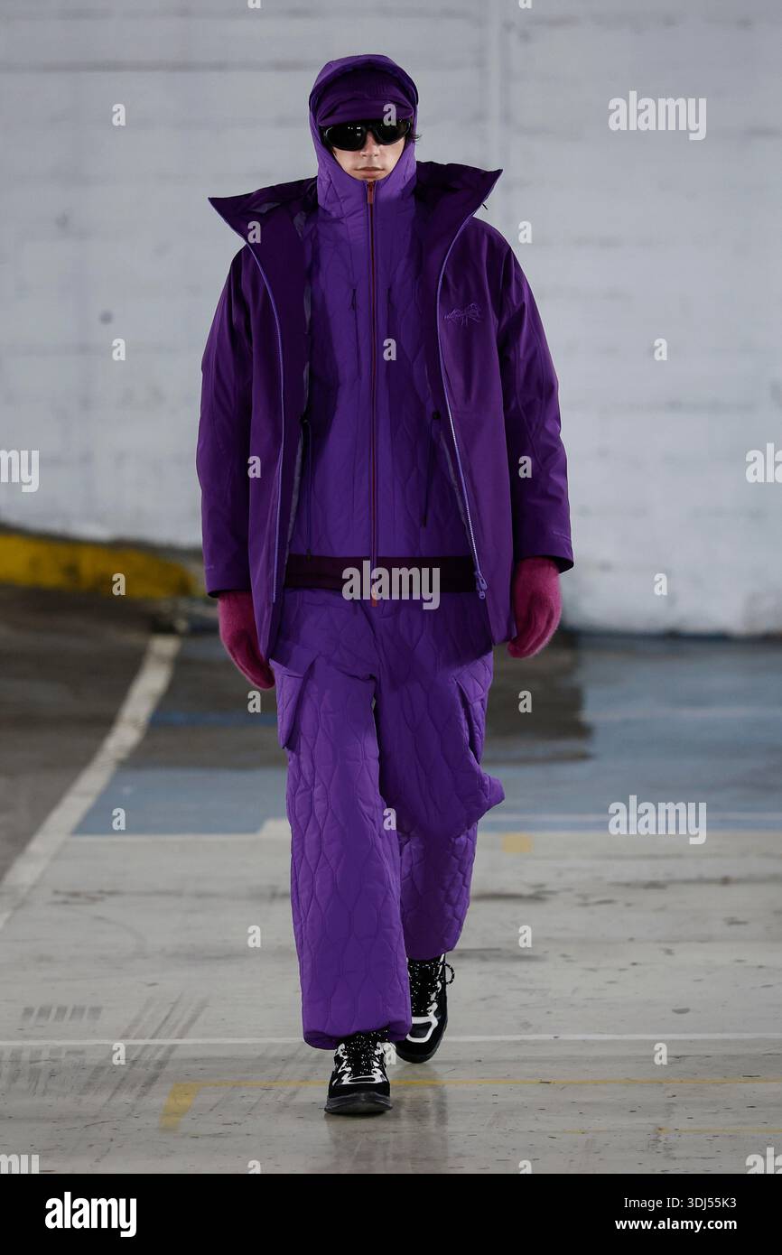 WHITE MOUNTAINEERING men Fall/Winter 2026-2027 runway during Paris ...
