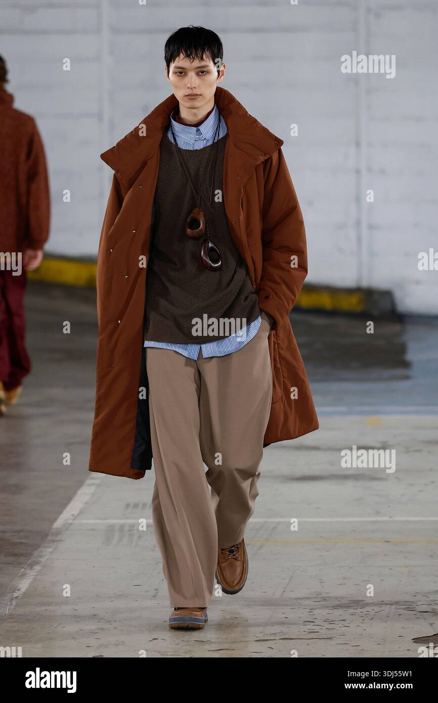 WHITE MOUNTAINEERING men Fall/Winter 2026-2027 runway during Paris ...