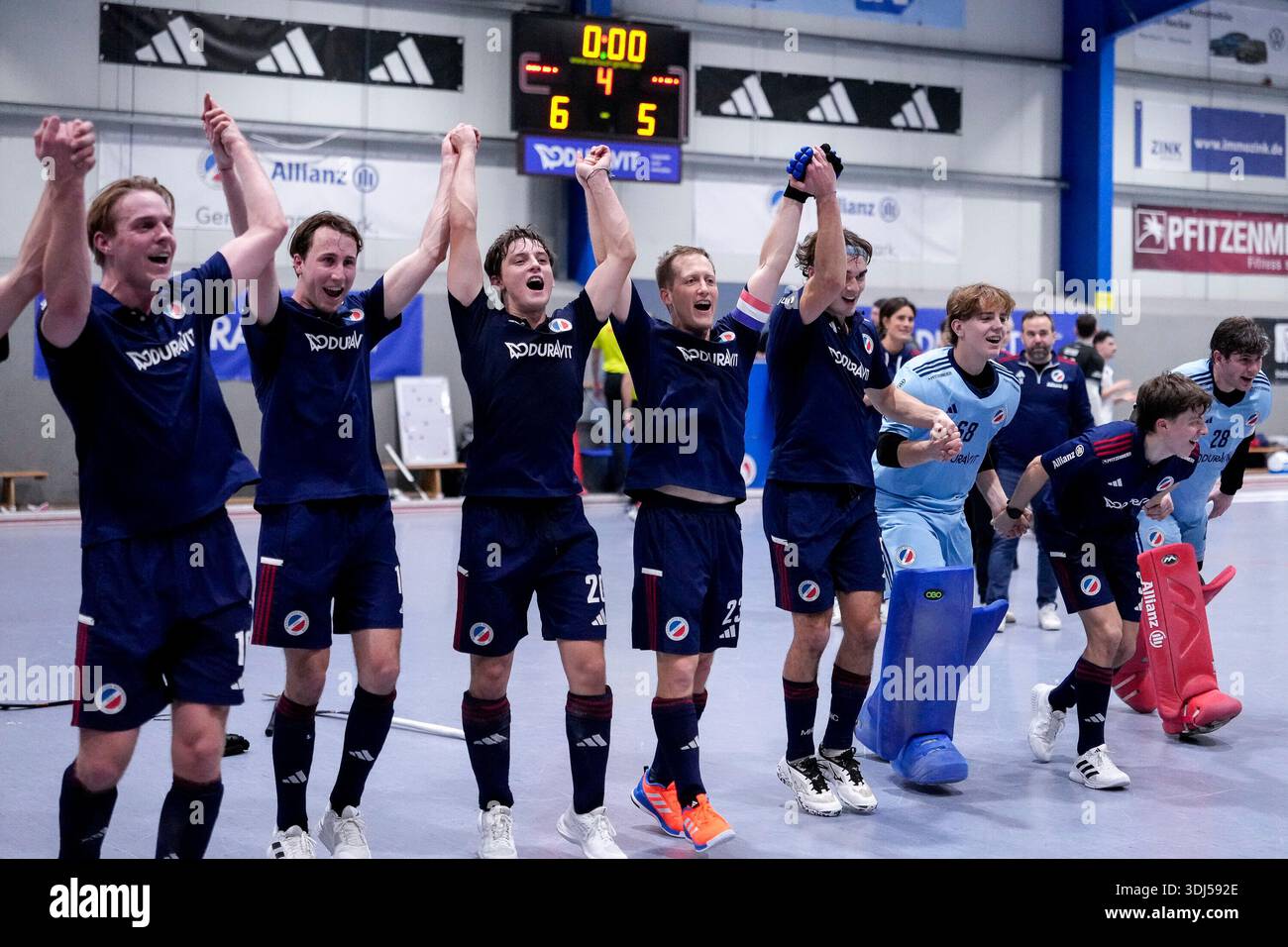from left: Tim Seagon (MHC, 10), Peer Hinrichs (MHC, 16), Benedikt ...