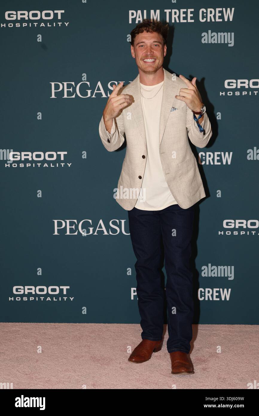 HALLANDALE, FLORIDA - JANUARY 24: Jimmy Presnell attends the Pegasus ...