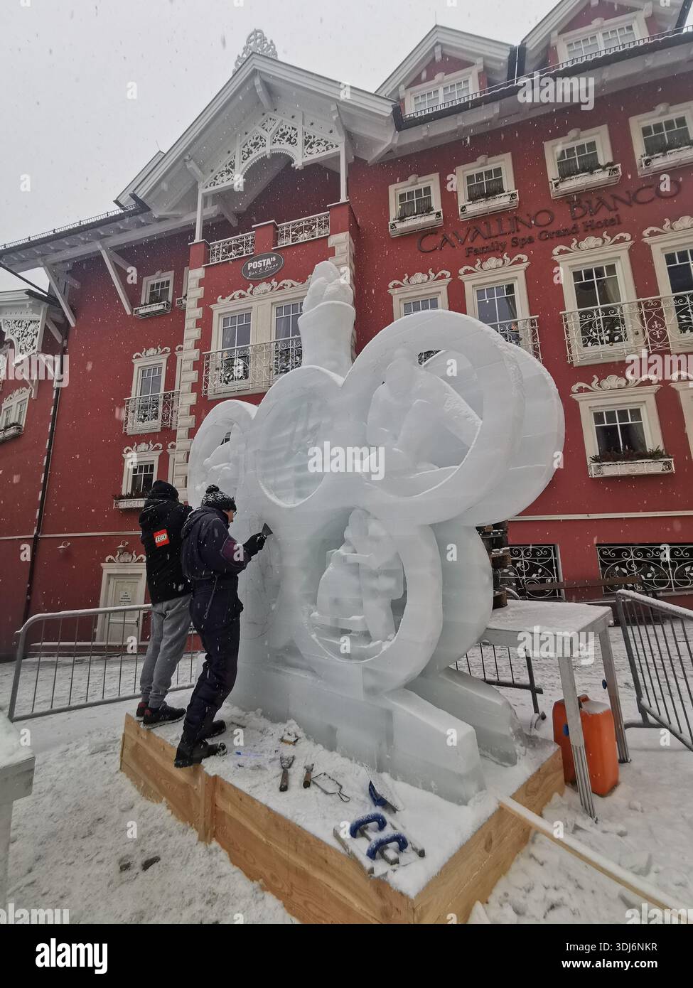 St ulrich main street in winter hi-res stock photography and images - Alamy