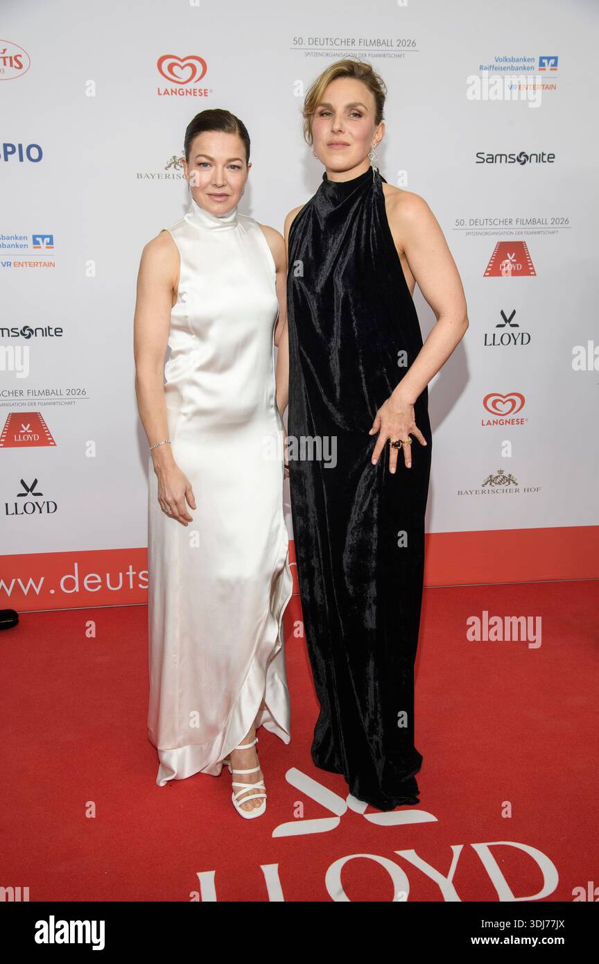 Hannah Herzsprung und Gast beim 50. Deutschen Filmball 2026 im Hotel ...