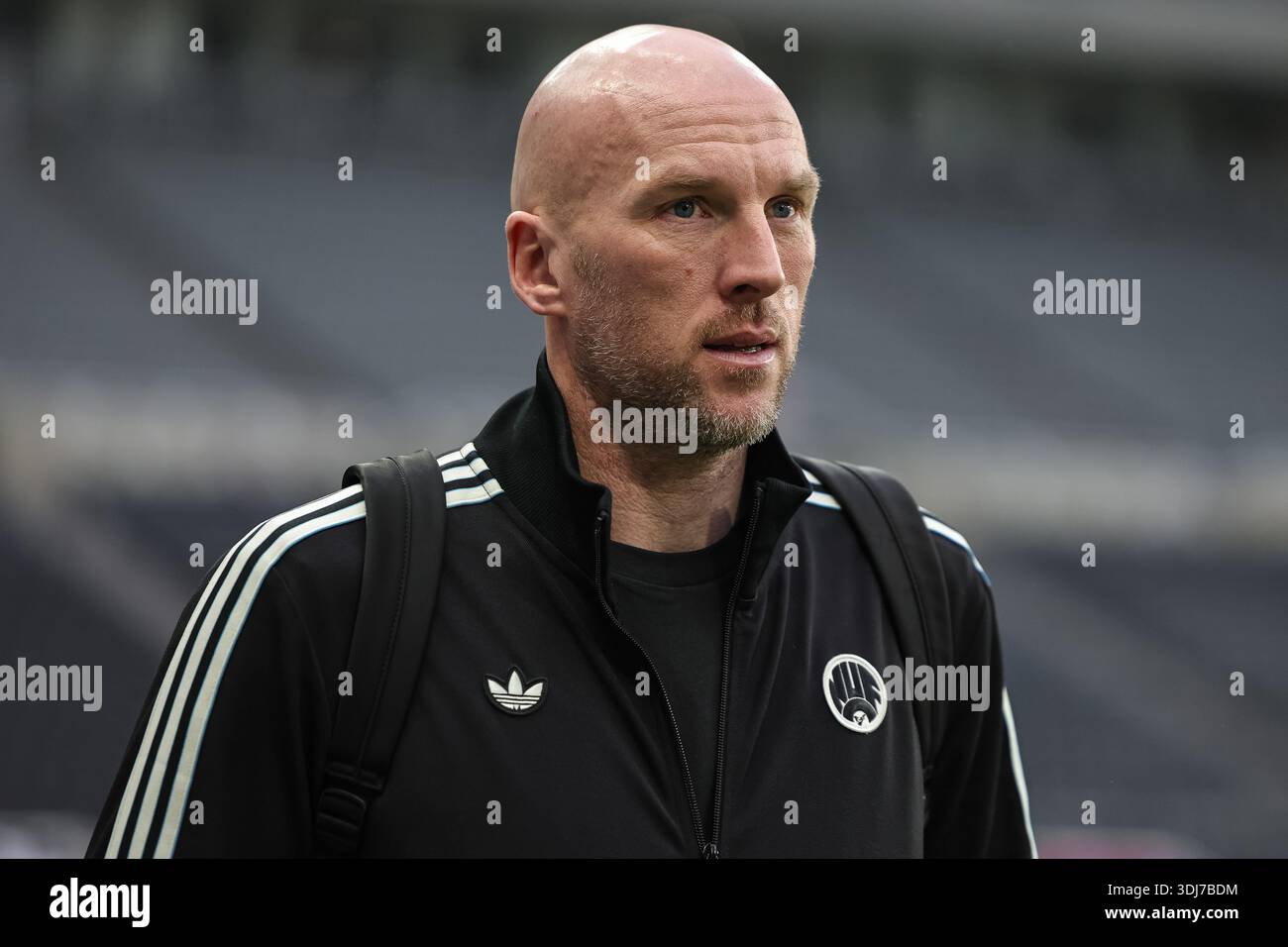 Newcastle Untied goalkeeper John Ruddy arrives during the Premier ...