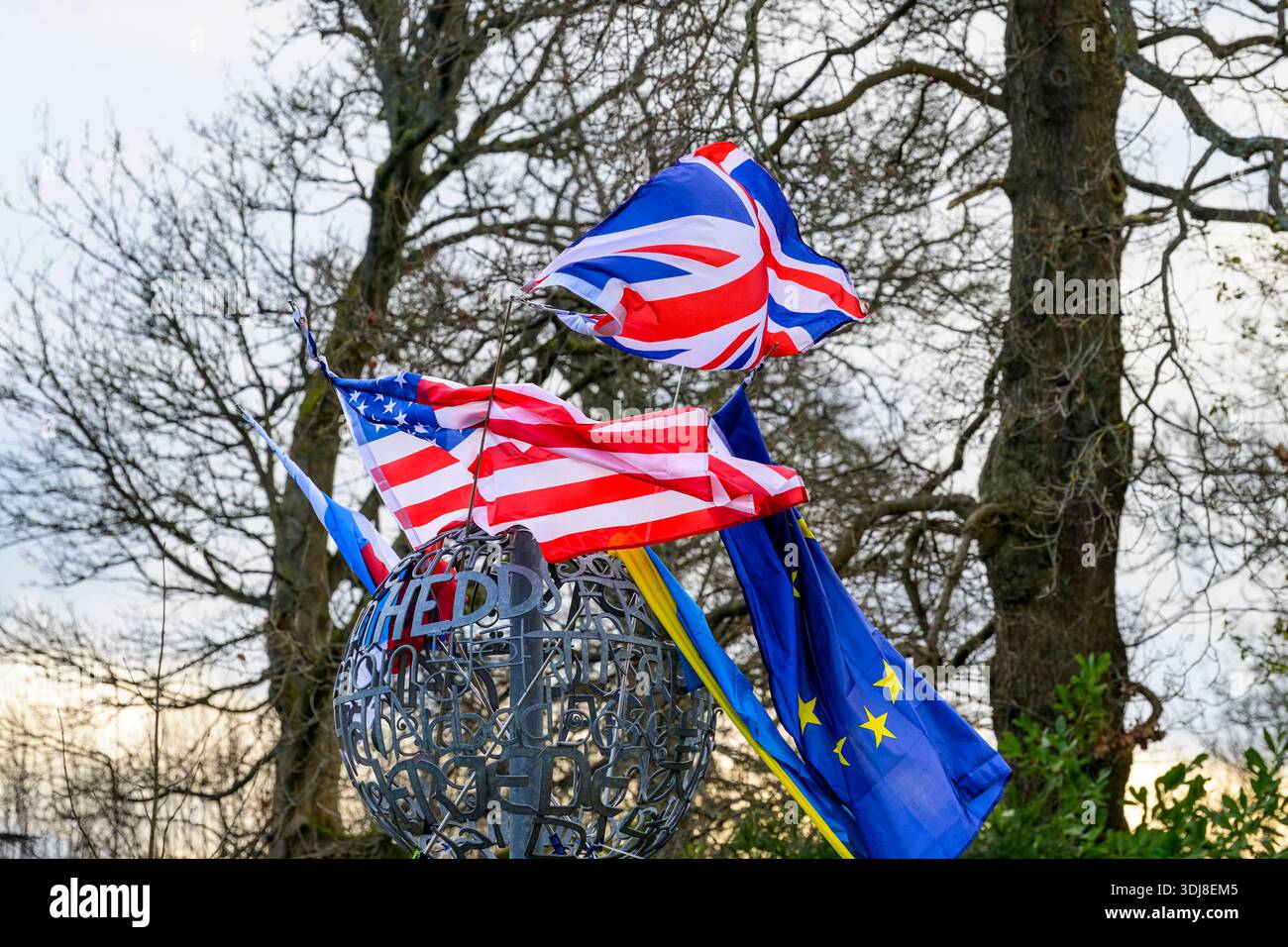 Uk eu flags hi-res stock photography and images - Alamy