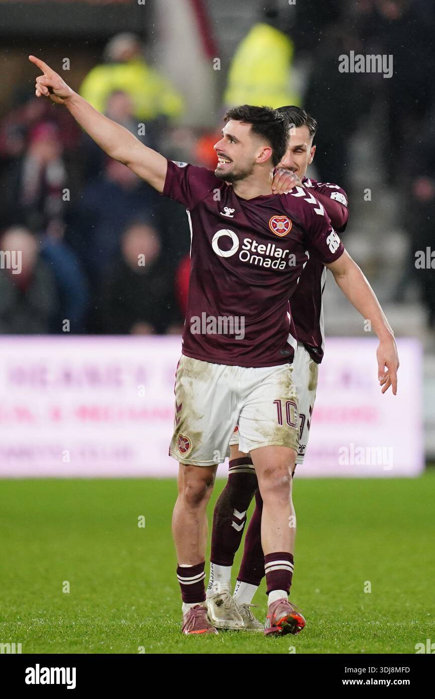Heart of Midlothian's Claudio Braga celebrates scoring their side's ...