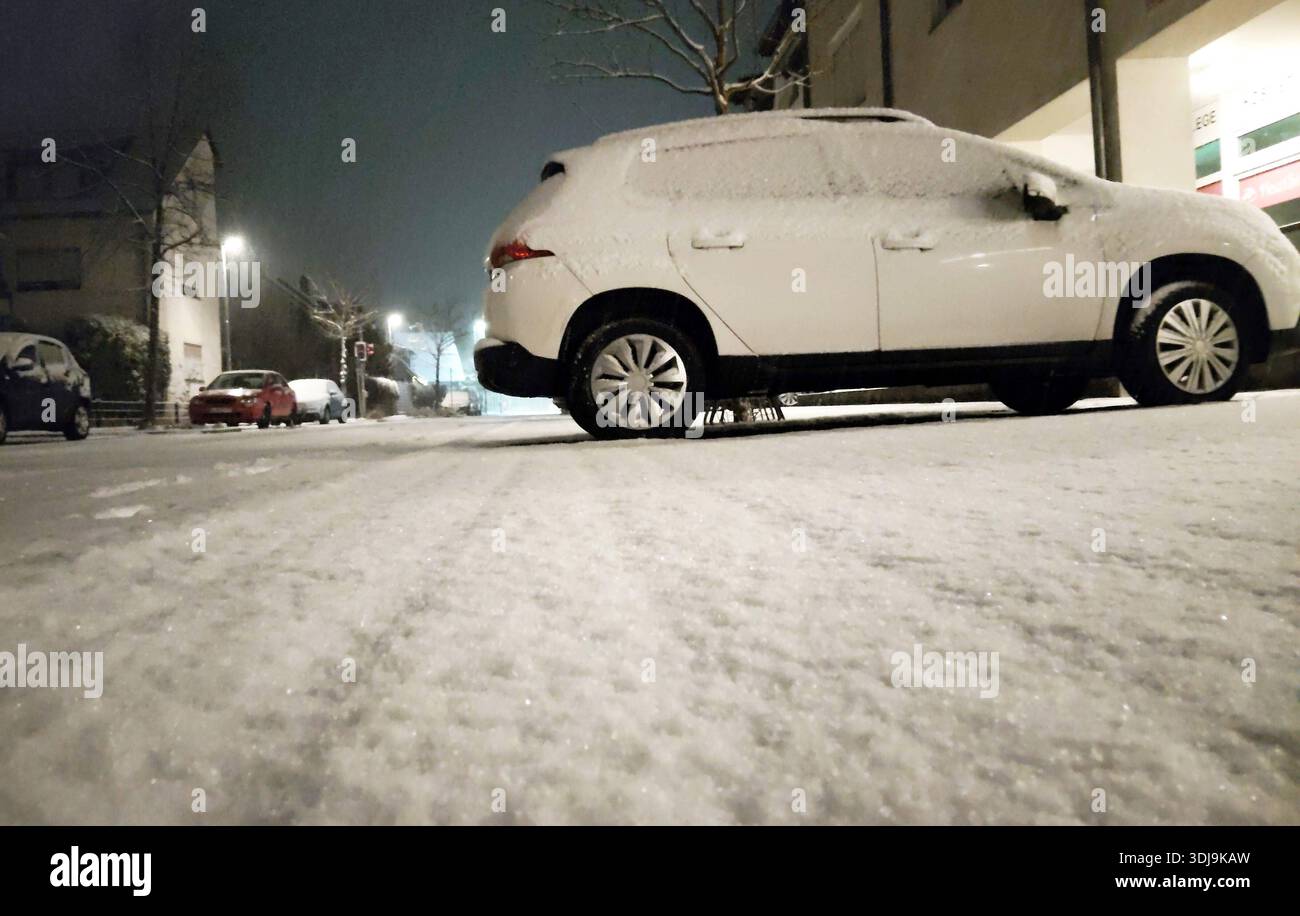 Schnee in Bayern , Umwetter , Glatt , Winter in Wendelstein , Bayern ...