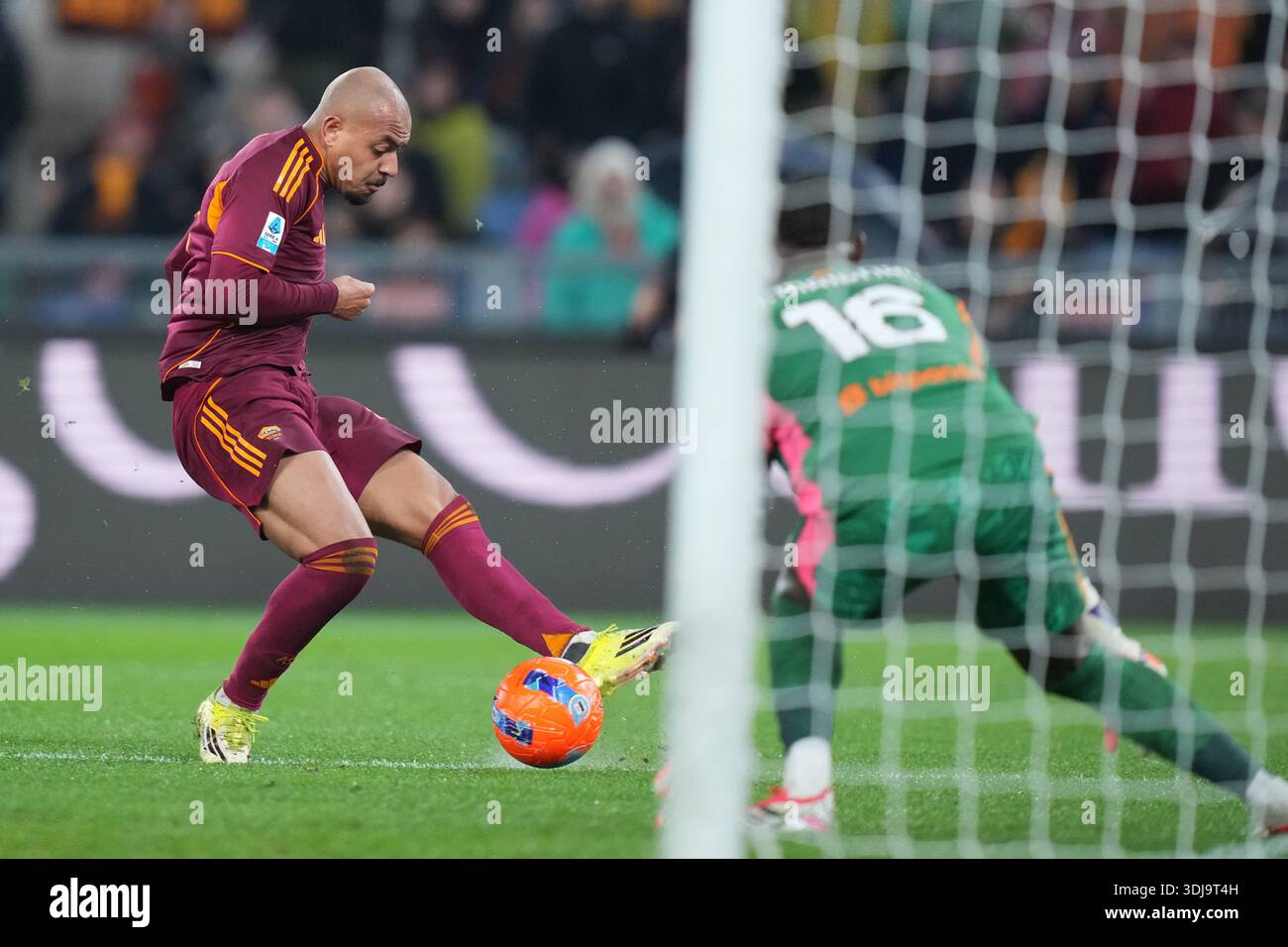 Donyell malen of as roma hi-res stock photography and images - Alamy