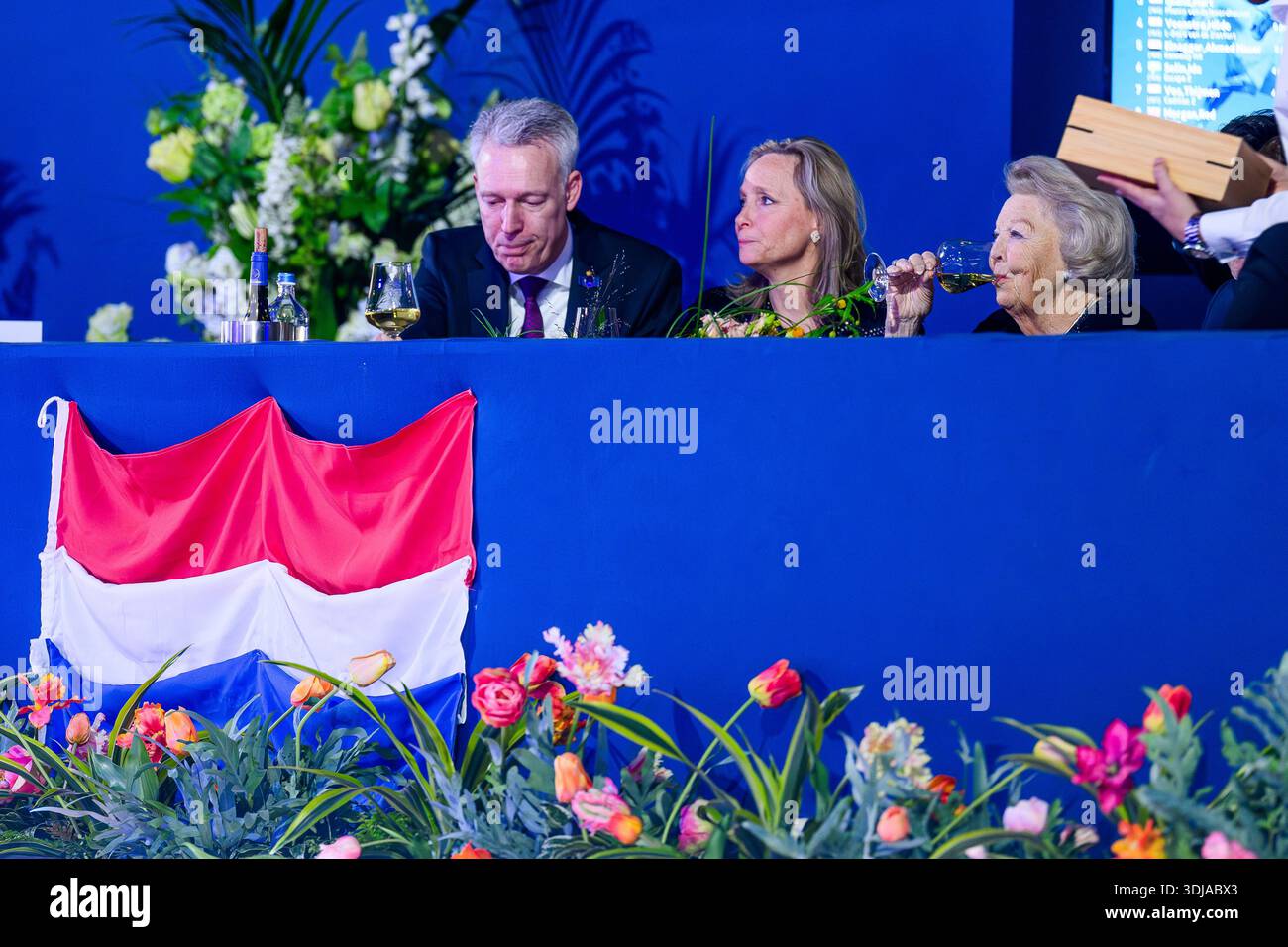 Princess Beatrix and Princess Margarita de Bourbon de Parme during ...