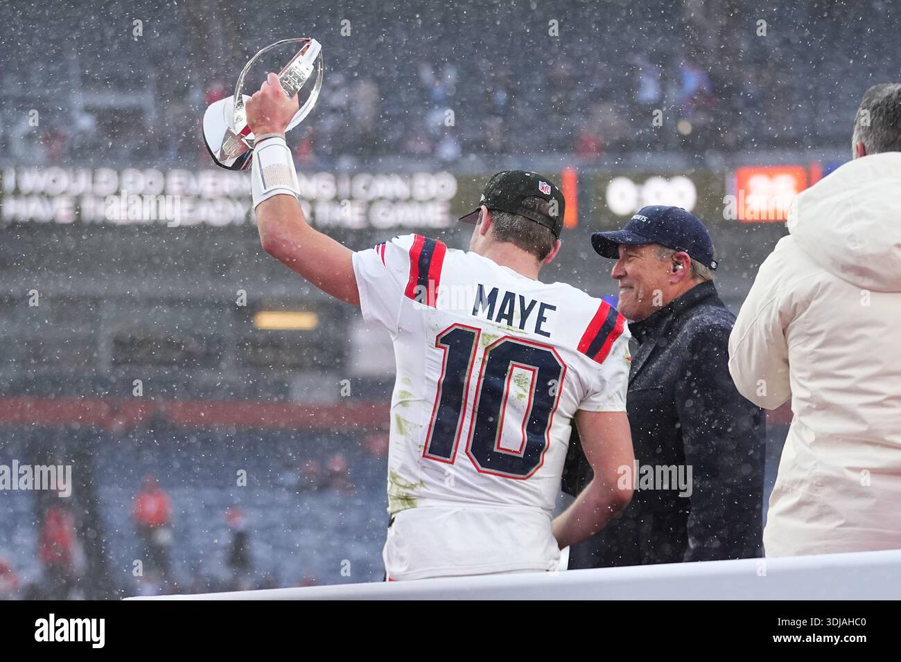 New England Patriots quarterback Drake Maye (10) celebrates the win ...